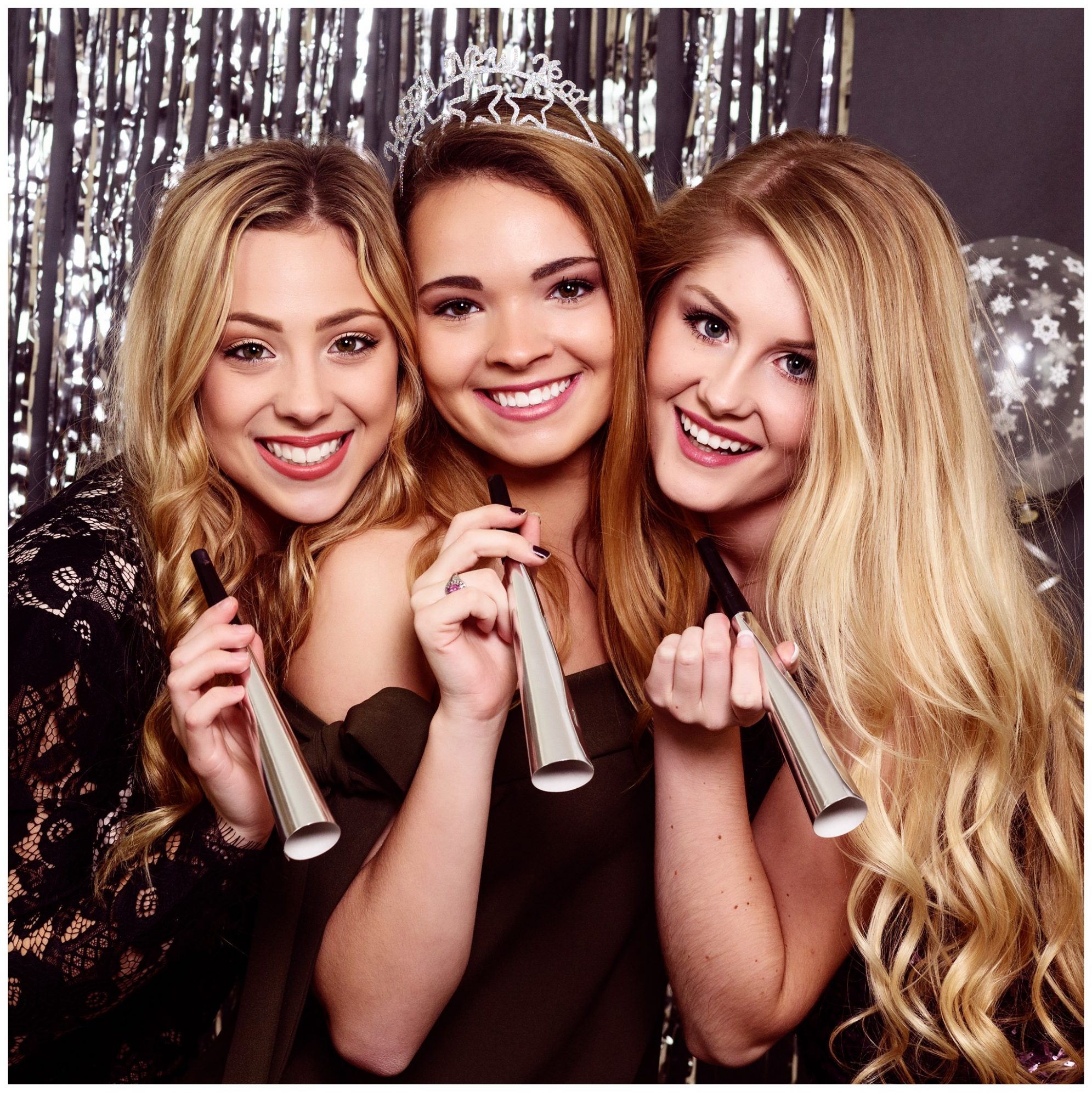 Fun New Years Eve Photo Shoot | Louisville Senior Photograph